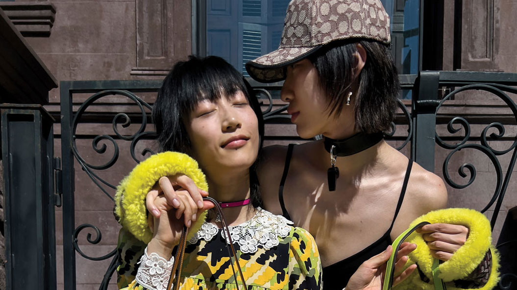 コーチが2022年フォールコレクションのキャンペーンを公開 | News | The Fashion Post